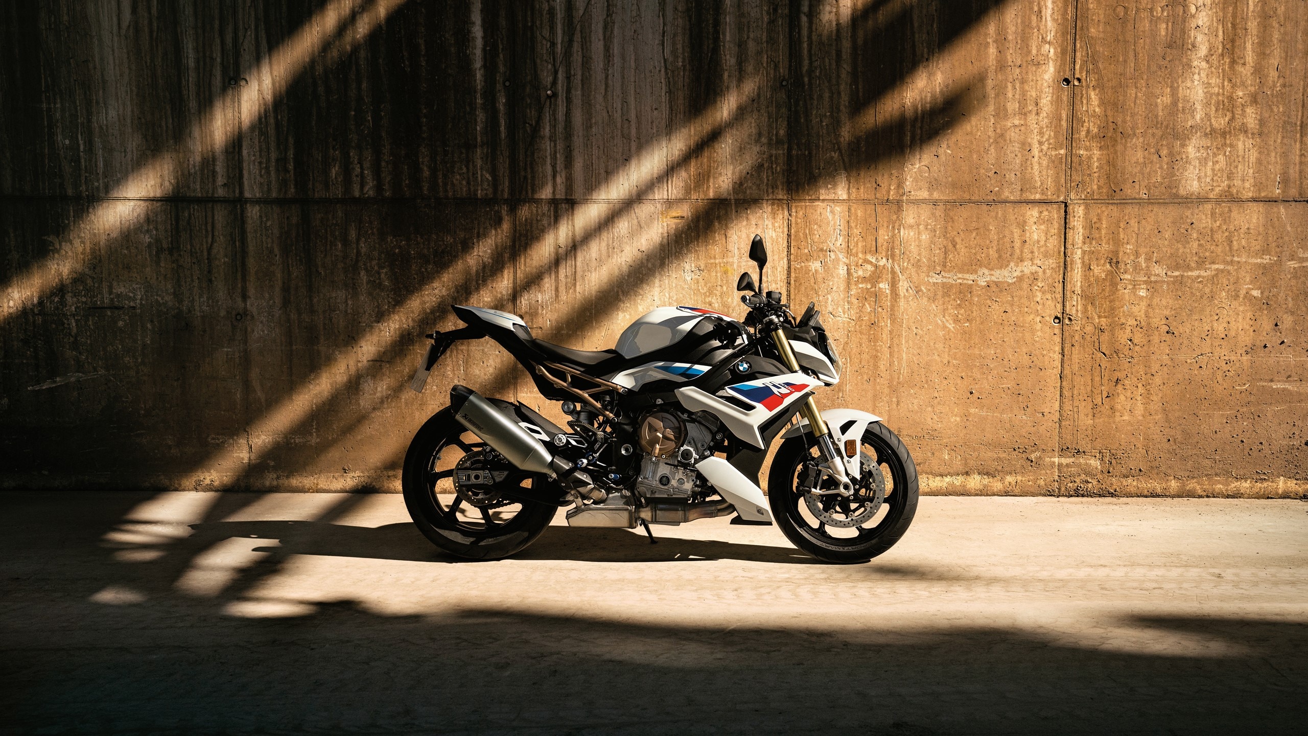 S 1000 R - 2024 | BMW Motorrad Vietnam